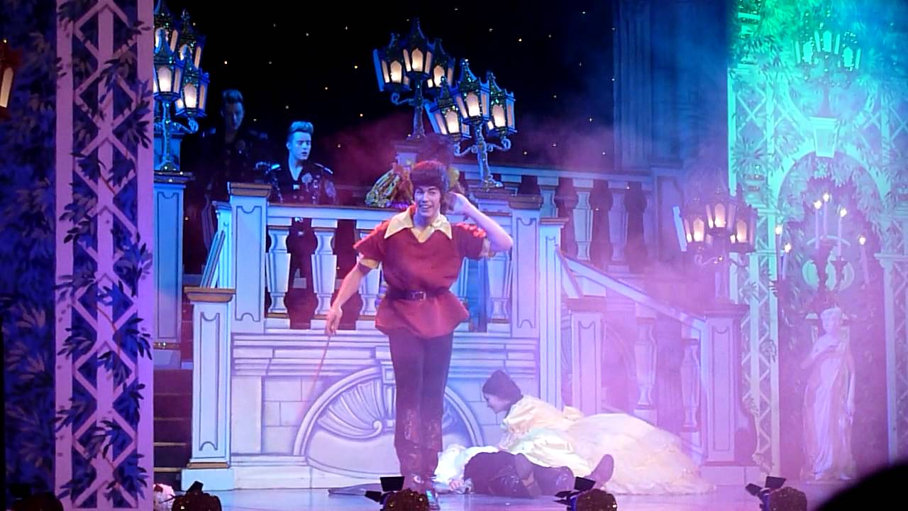 Sword Fight/Death Scene - JEDWARD In Beauty And The Beast 19/12/13 ...