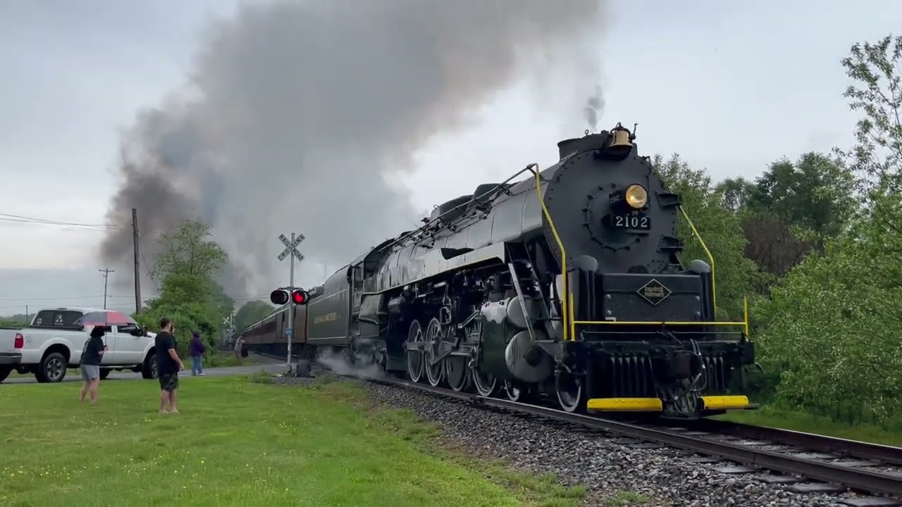 Reading and Northern #2102: Return to Rambling - YouTube