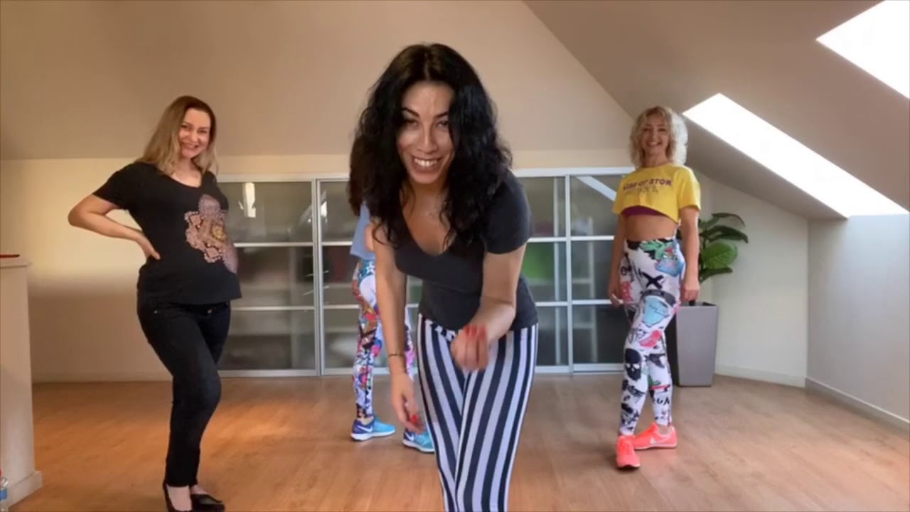 Bachata Dominican class Footwork pasitos Marina Imas Tutorial - YouTube
