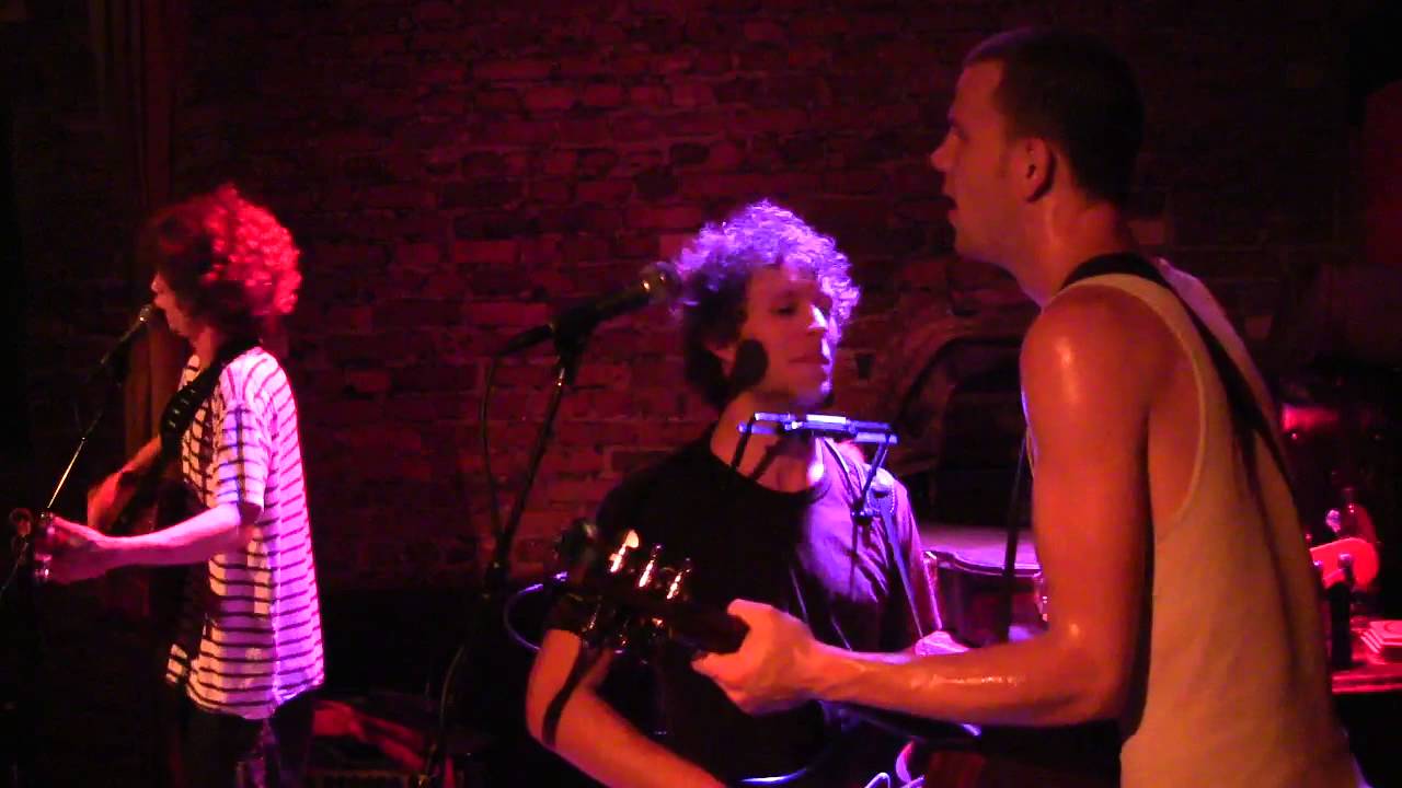 Brothers Moving - Hollywood - @Rockwood Music Hall, Oct 4 - YouTube