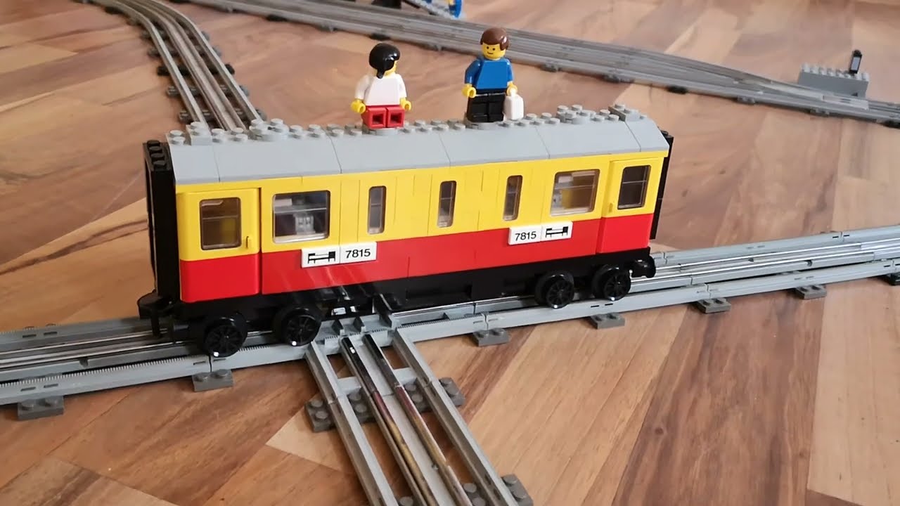 Lego 12v Train: Lego 7815 sleeping car - YouTube