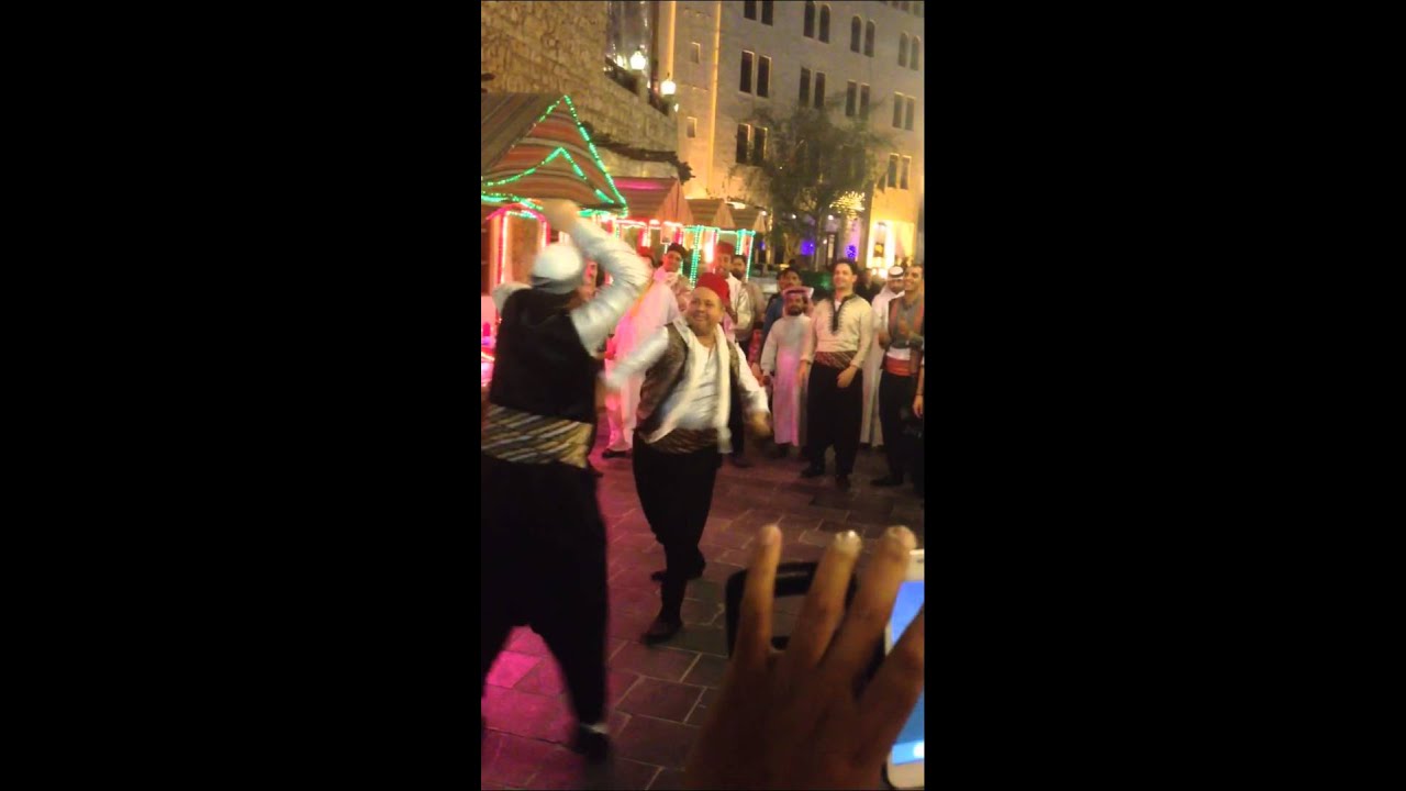 Syrian traditional dance in Souq Waqif - YouTube