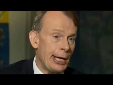 Andrew Marr's Interview with Marine le Pen - YouTube