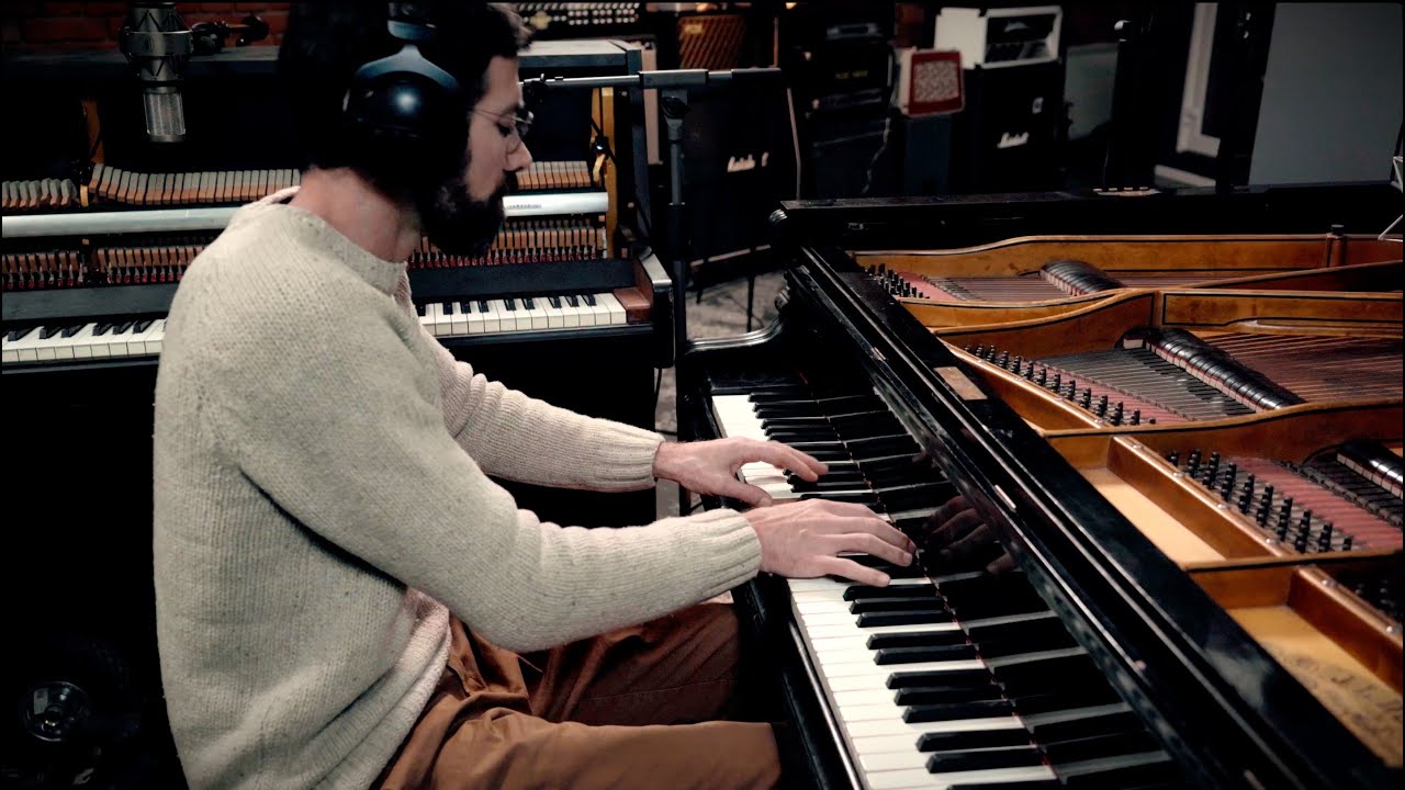 Nicholas Bamberger - Impro Session | G7 Studio - YouTube