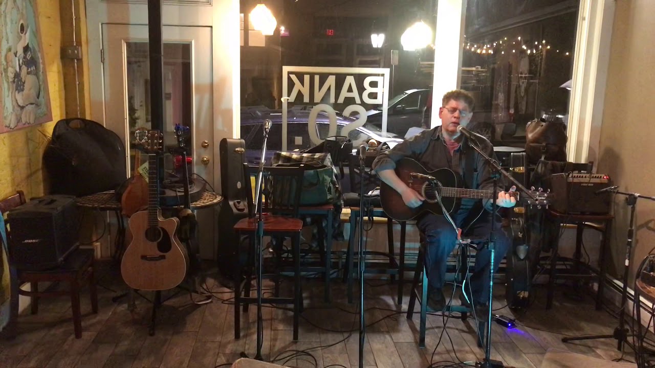 David Bernz At Bank Square 10-22-2019 - YouTube