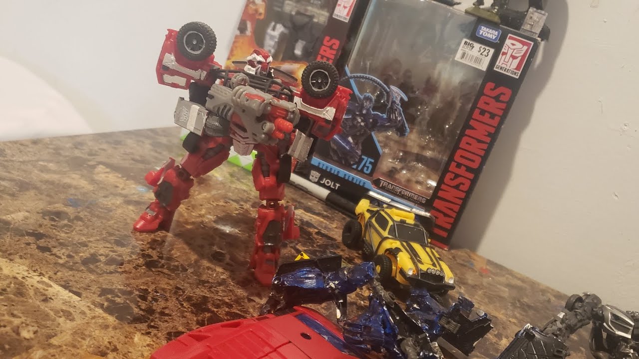 Transformers DOTM Ratchet stop motion - YouTube