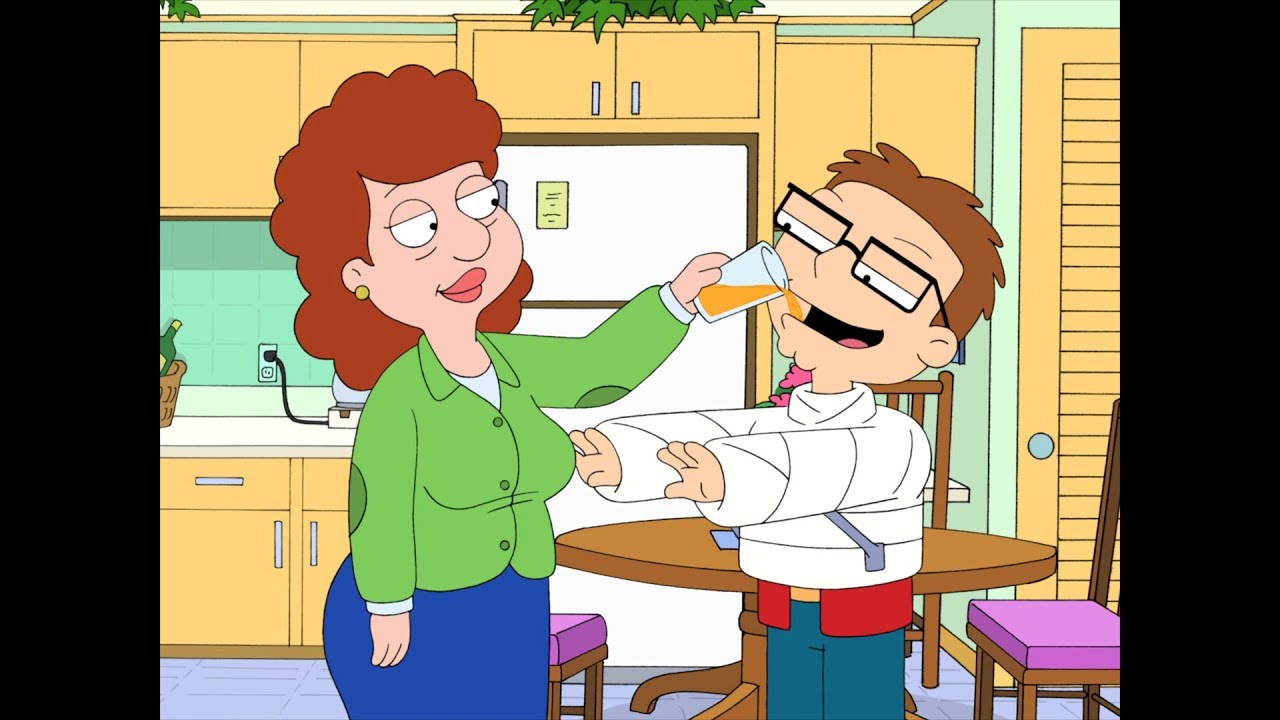 Moon Over Isla Island - YouTube