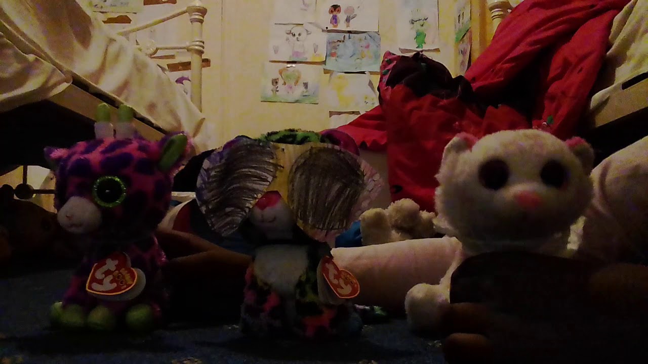 Badanamu beanie boos po pow pay music video - YouTube
