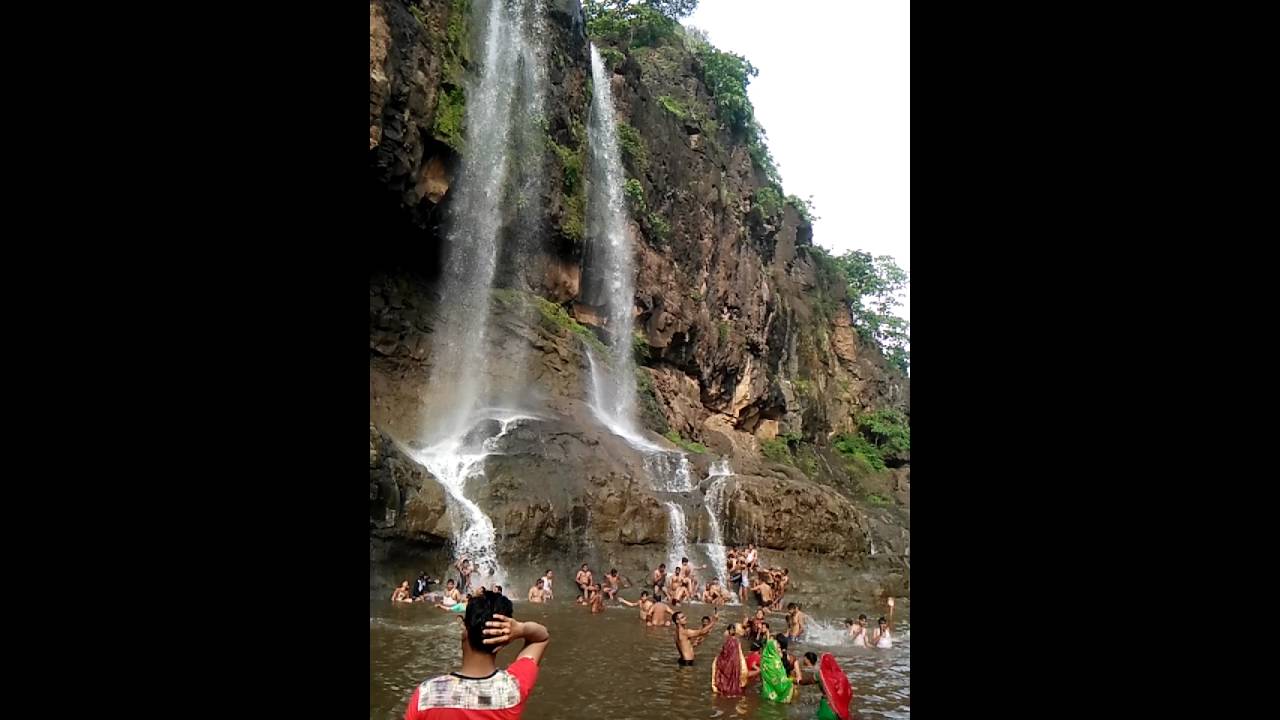 Sitlamata falls, manpur near indore @ab road... - YouTube