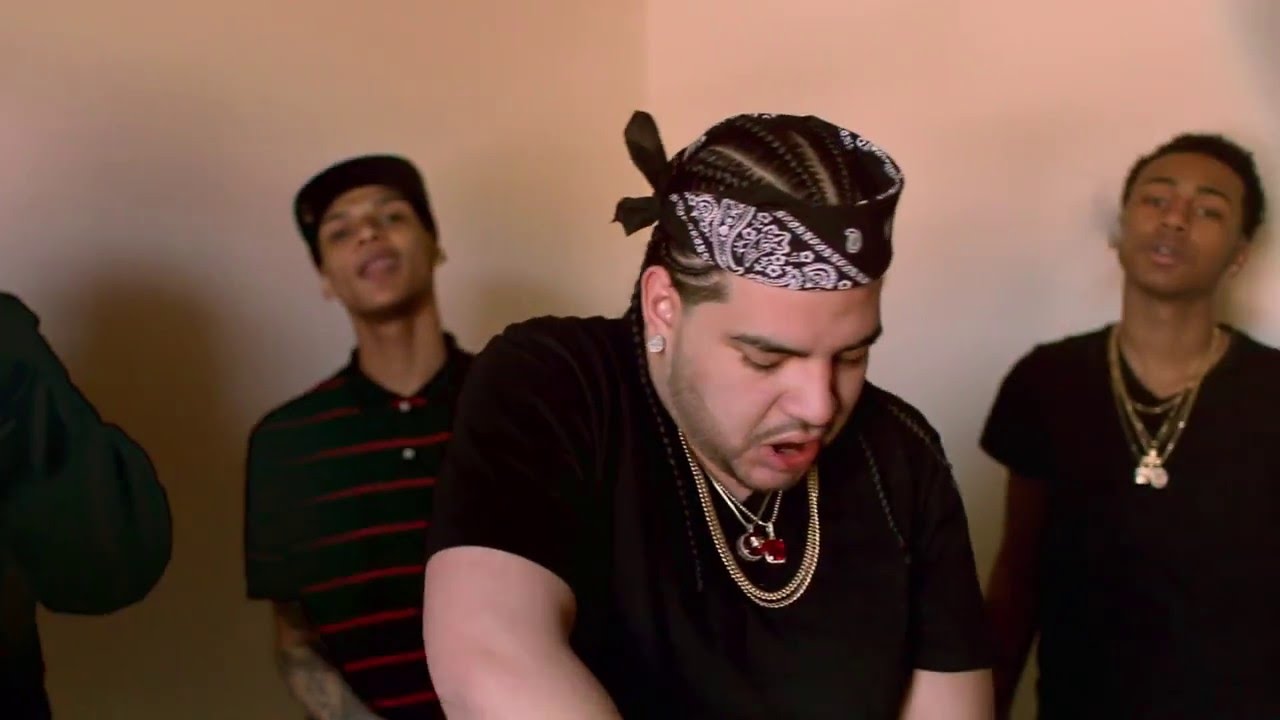 EatMore - TRAP A LOT ft. Yada Meech - YouTube