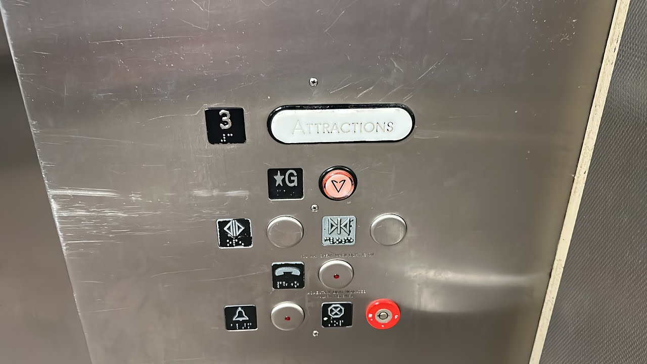 Montgomery Hydraulic Bus Elevator at Universal Orlando Resort- Orlando ...