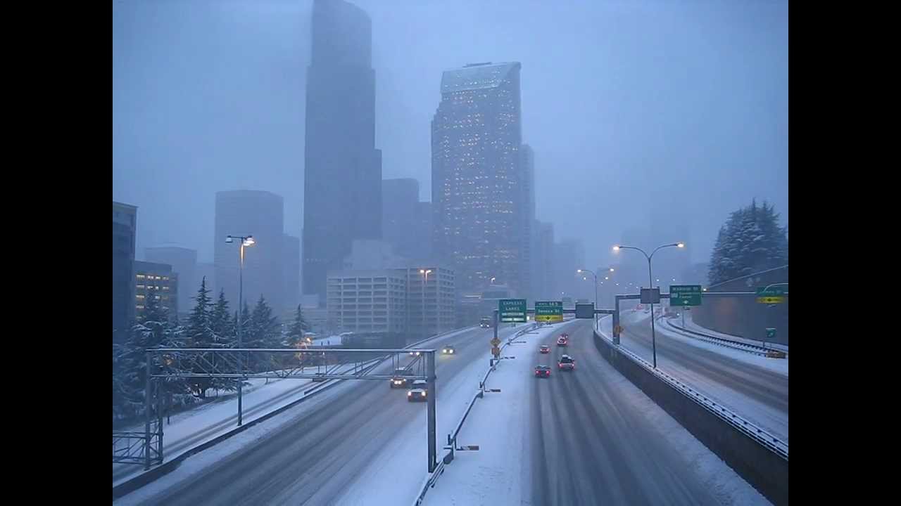 Seattle Snow I-5 Downtown 01-18-12 - YouTube
