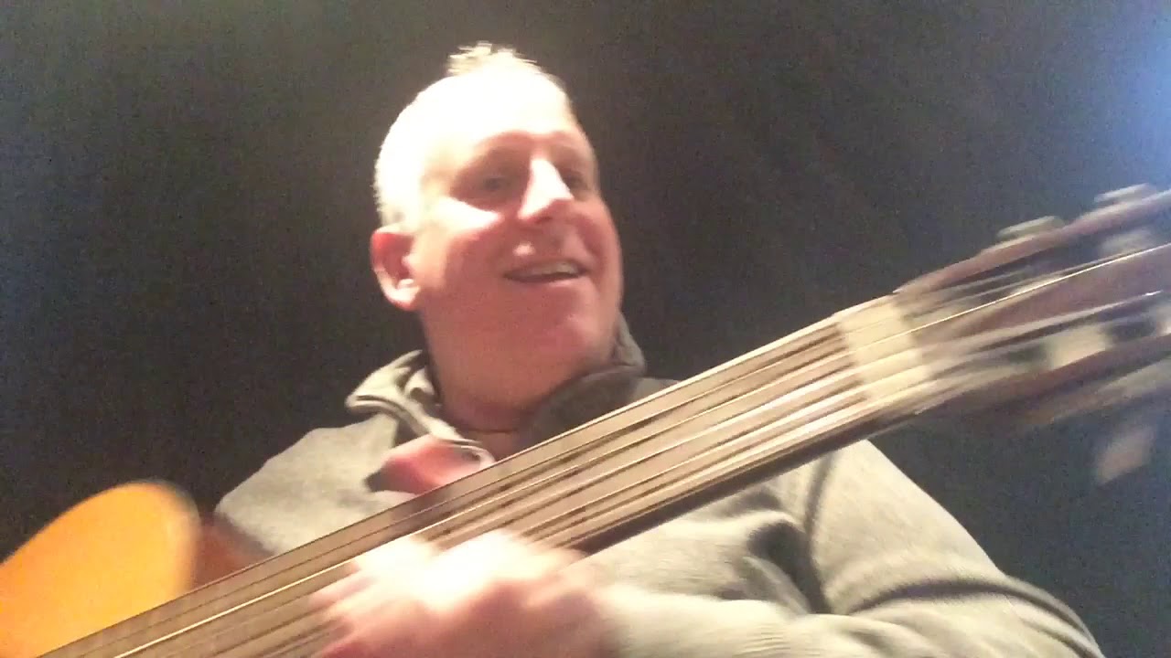 Junk Guitars! What to look for in a nasty cheap Carboot/ Yard Sale ...