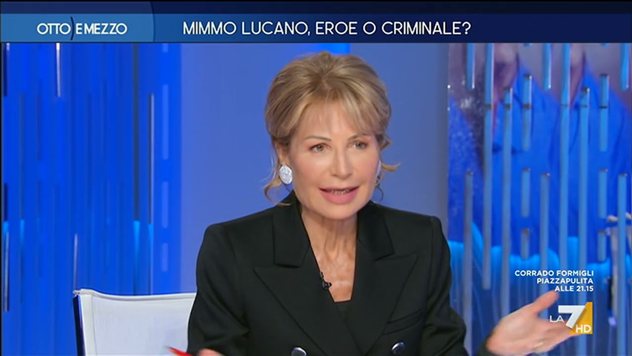 Anna Falcone racconta la grande truffa - YouTube