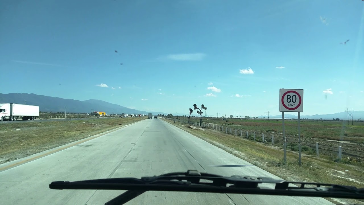 La recta dormilona de Matehuala - YouTube