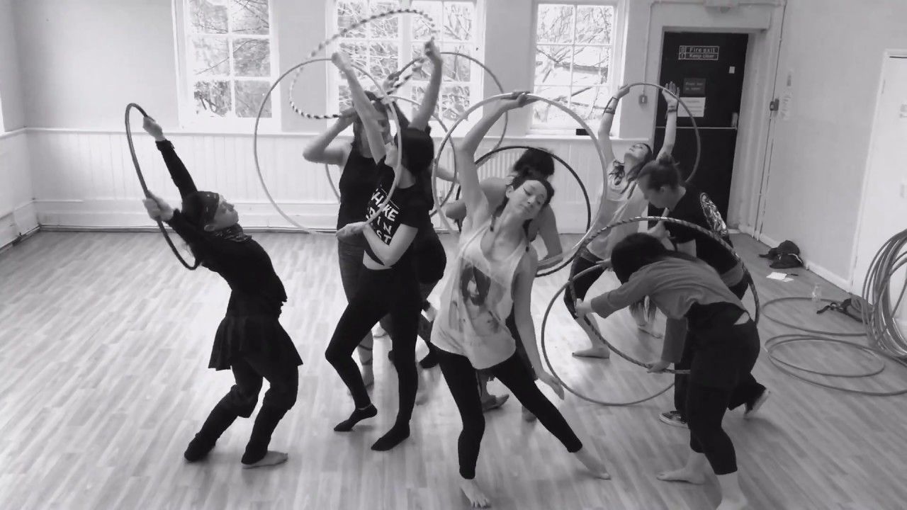 Dancing Hoop Workshop @ London - YouTube