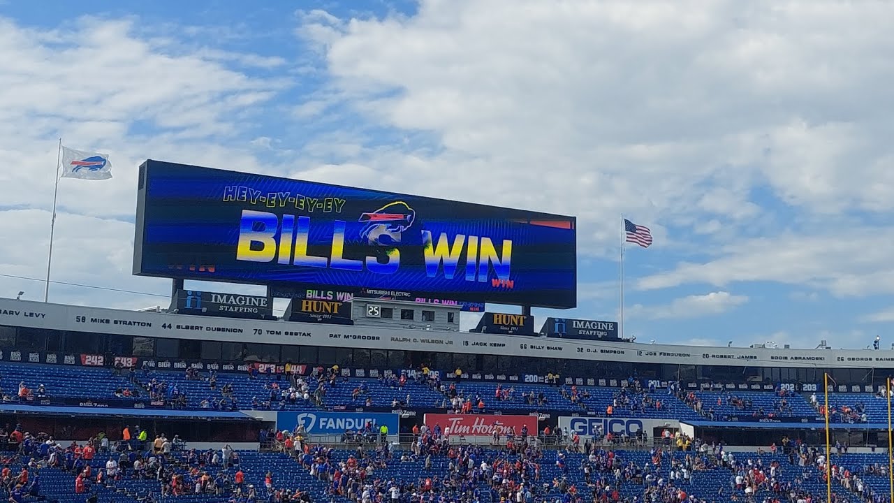 went to my first Buffalo Bills game today and bills won - YouTube