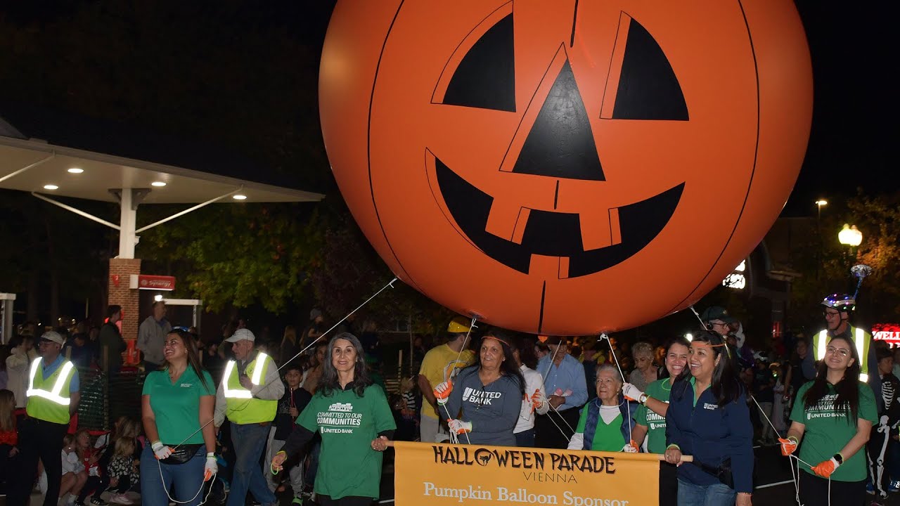 Town of Vienna Halloween Parade 2024 - YouTube