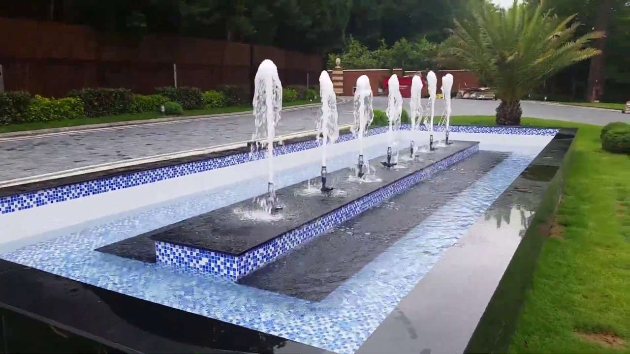 Foaming Jet Fountain - YouTube