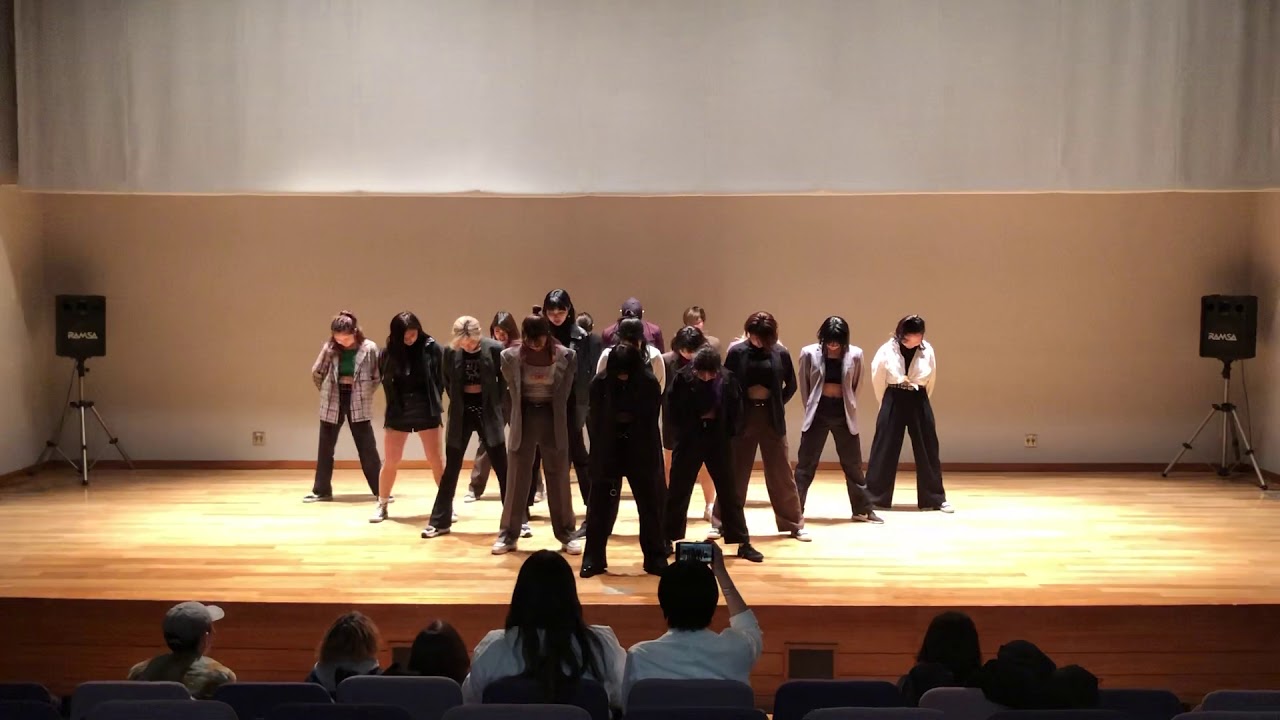 umi number girl's - YouTube