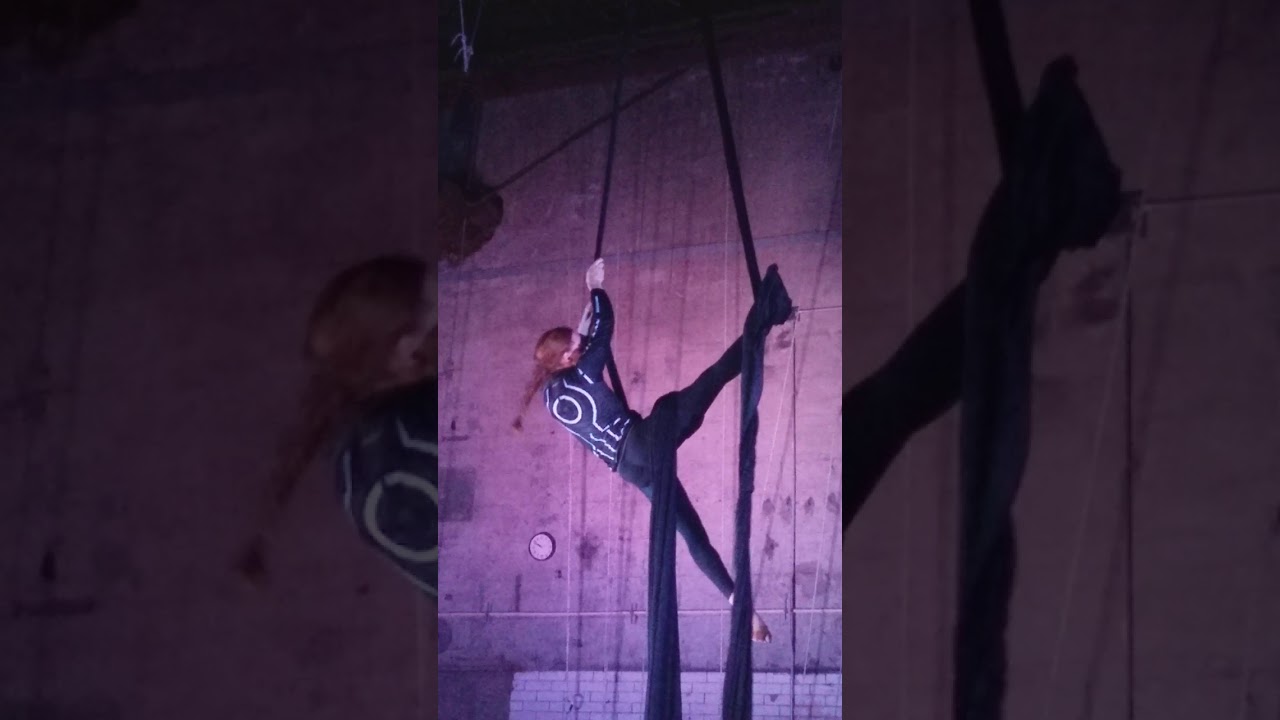 Robert Circus Showcase Sept 2019 - YouTube