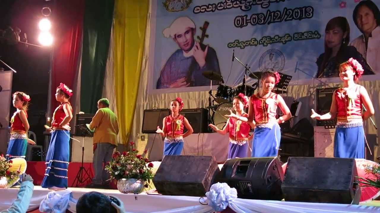 Sipsongpanna Shan Traditional Dance Troupe of Thai Freedom House - YouTube