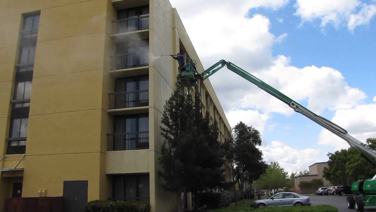 Squeaky Clean power washing Commercial buildings - YouTube