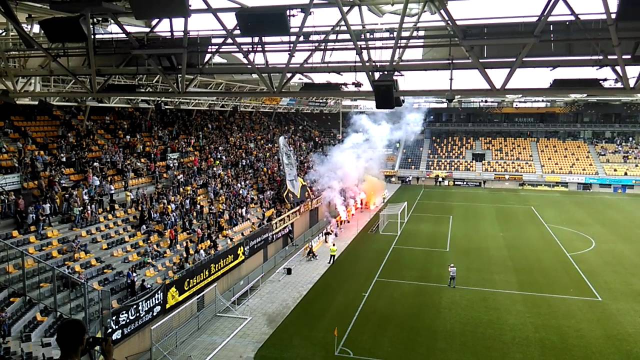 Roda Kerkrade vs. Alemannia Aachen (Pyroshow) 16.07.2016 - YouTube