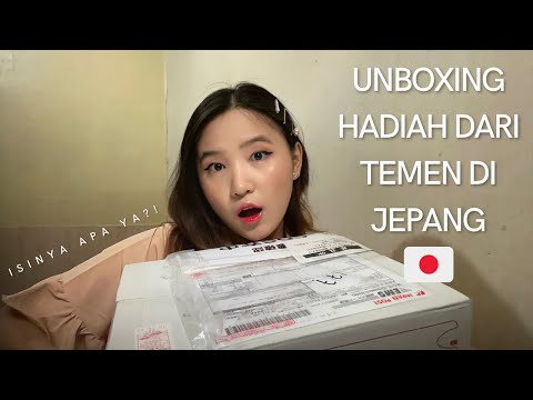 UNBOXING HADIAH DARI TEMAN DI JEPANG - ISINYA APA YA?!