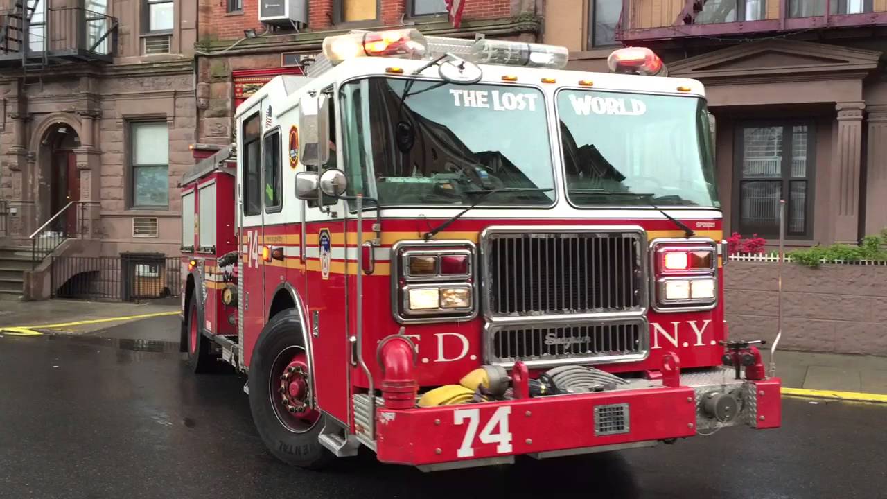 NYFD Engine 74 responding - YouTube
