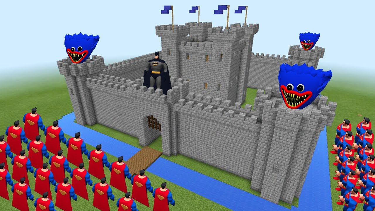 SUPERMAN saves BATMAN from HUGGY WUGGY CASTLE in Minecraft - YouTube