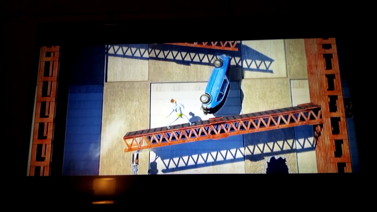 The reference of donkey kong in megamind - YouTube