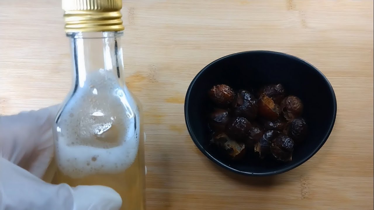 Anti-Dandruff Soap Nuts Shampoo - YouTube