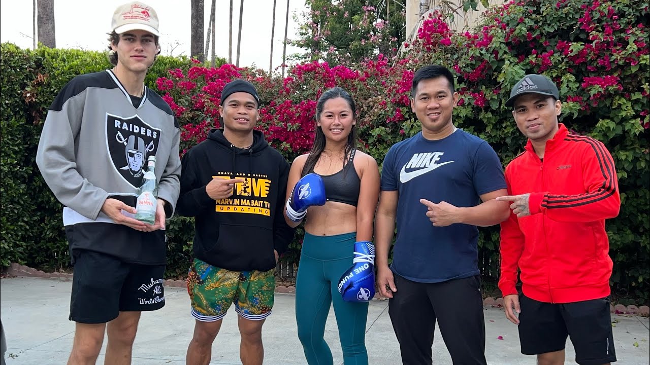 Jonas Sultan Boxing session with Zamboangueña model CesiMarie - YouTube