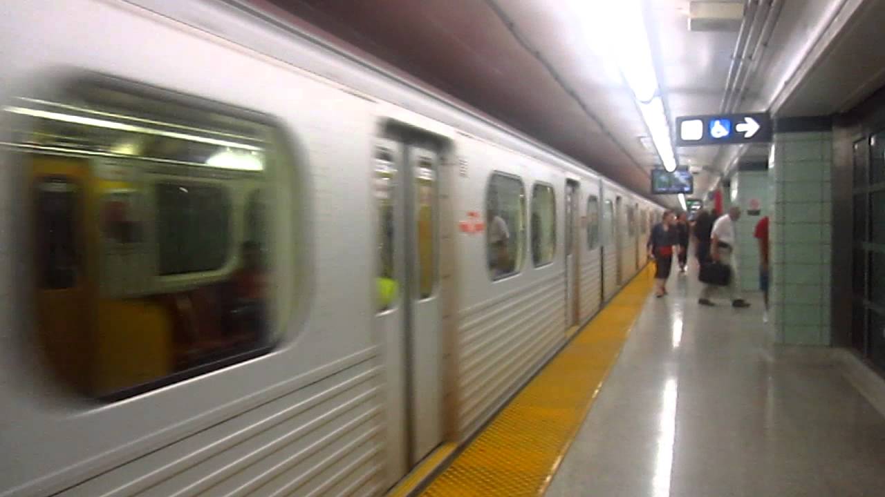 TTC Hawker Siddeley H5 Departs St. George - YouTube