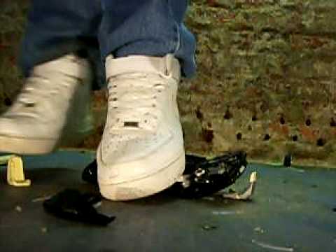 Nike air force crush - YouTube