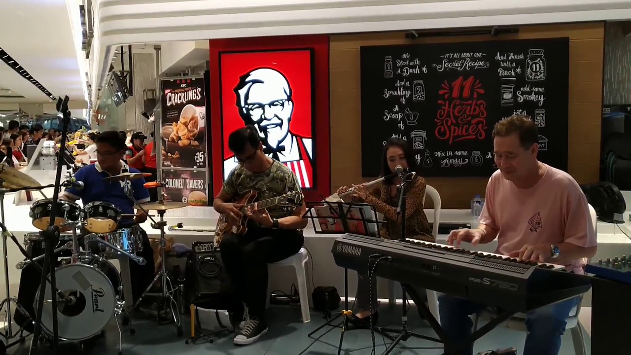 Music at the Mall - YouTube