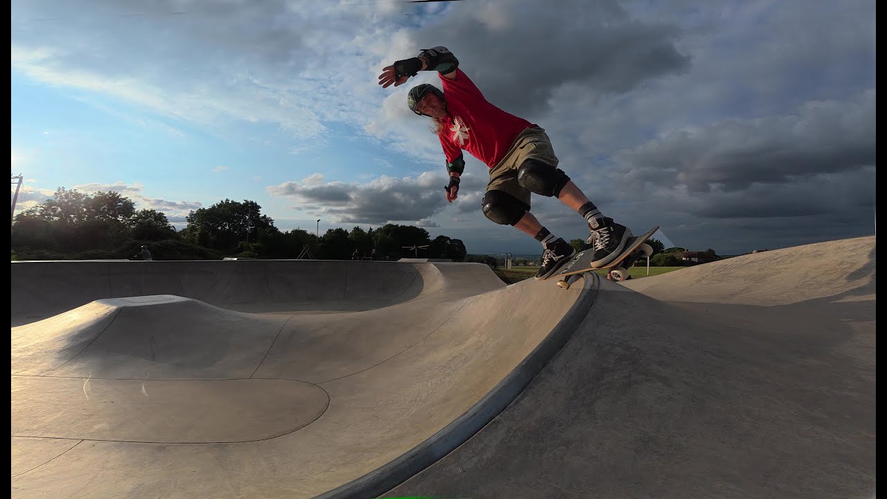 Moody sky feeble / Little solo line / You suck now. 60 year old ...