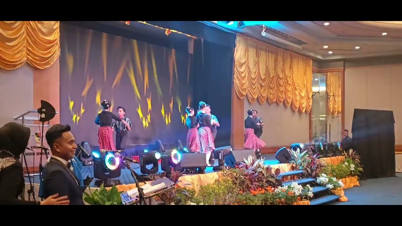 Bidasari Jasmin - Sayunk I Love U (SK Desa Jasmin) - YouTube