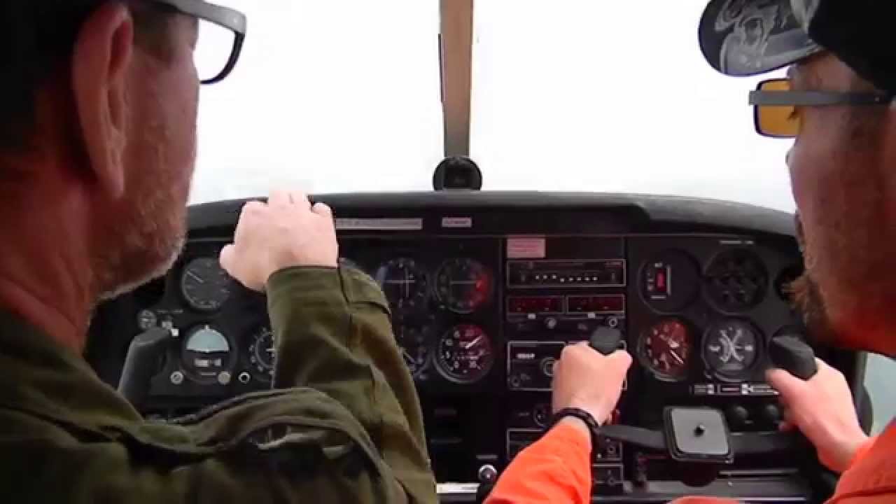 Robin R 1180 Aiglon Laucha 2013 - YouTube