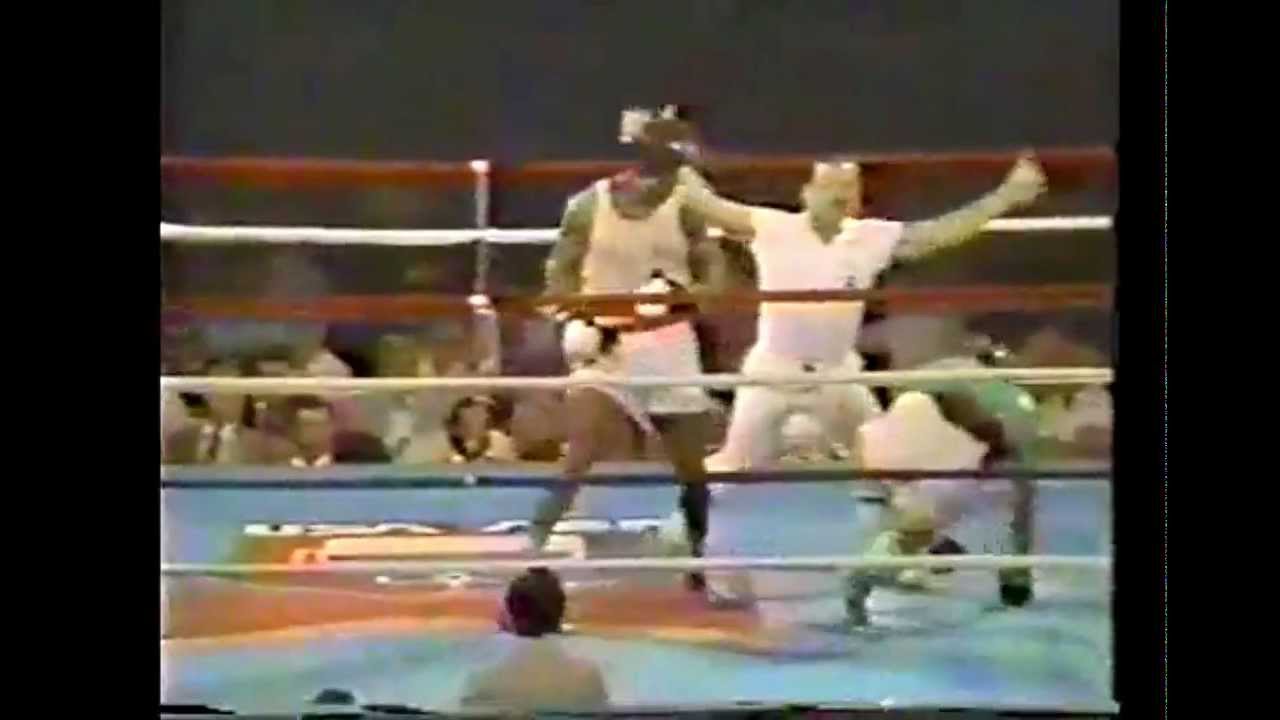 Mike Tyson vs. Henry Milligan 1984-06-09 (Amateur) - YouTube