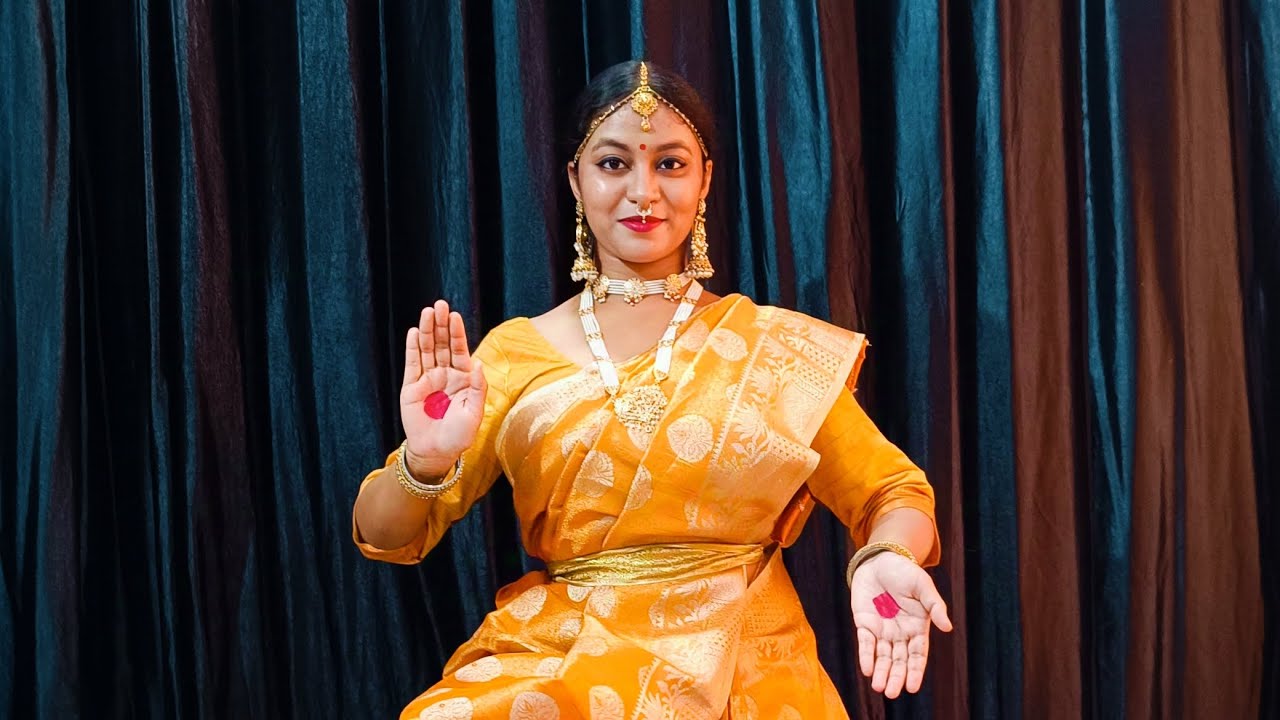 Om Jayatang Devi Chamunde🙏🌺 | Dance Cover | Ishani Sengupta ...