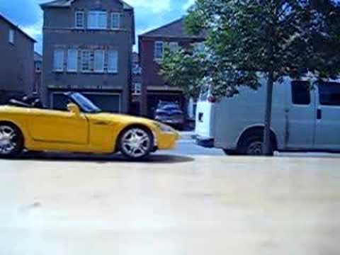 Car Optical illusion - YouTube