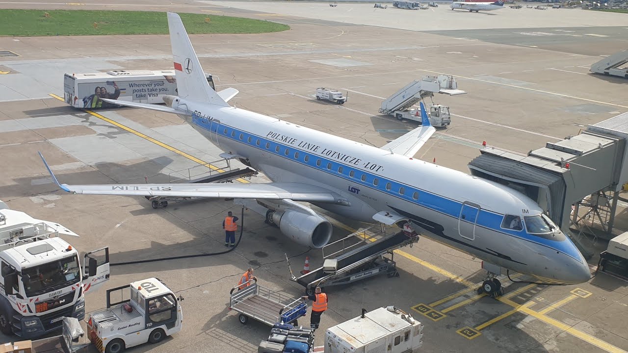 FULL FLIGHT | Warsaw to Belgrade | LOT Polish Airlines Embraer E175LR ...