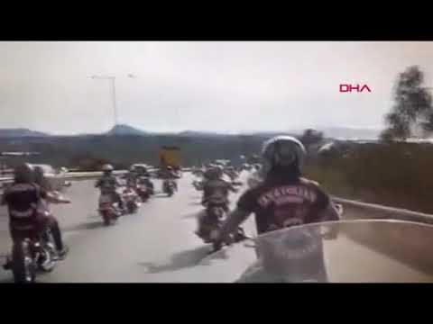 izmir motosiklet tutkunlari cenaze yolunda buyuk tehlike atlatti