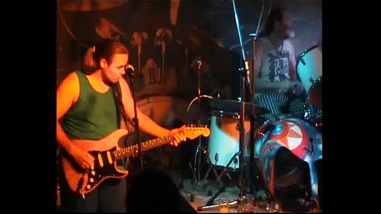 Nicky Moore Blues Corporation 2000.avi - YouTube