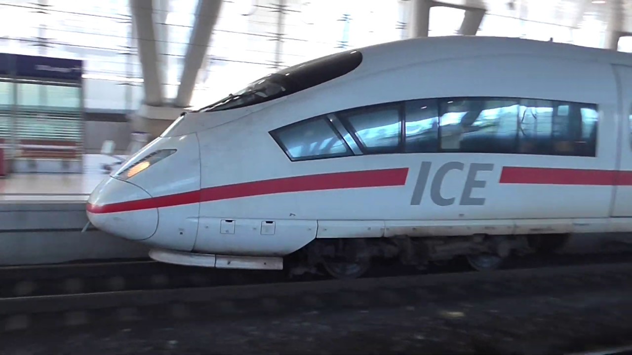 Siemens Velaro ICE de Deutsche Bahn en Frankfurt Airport con destino ...