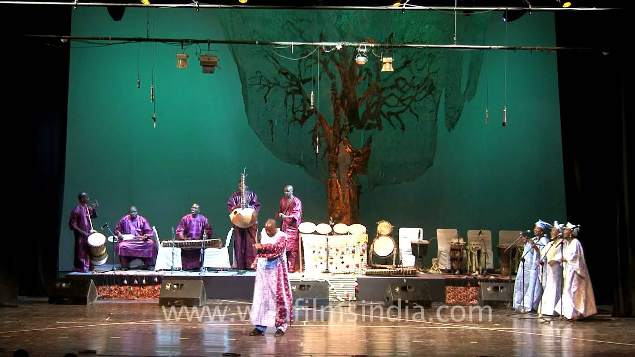 All in one, Malian dancing and singing - YouTube