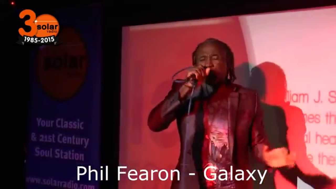 Solar Radio 30 years - Phil Fearon - Galaxy - YouTube
