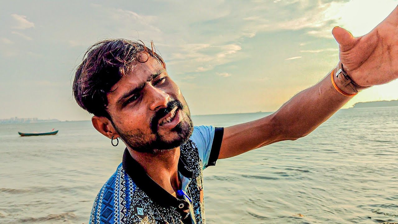 Met a poor singer with melodious voice at Marine drive | hidden talent ...